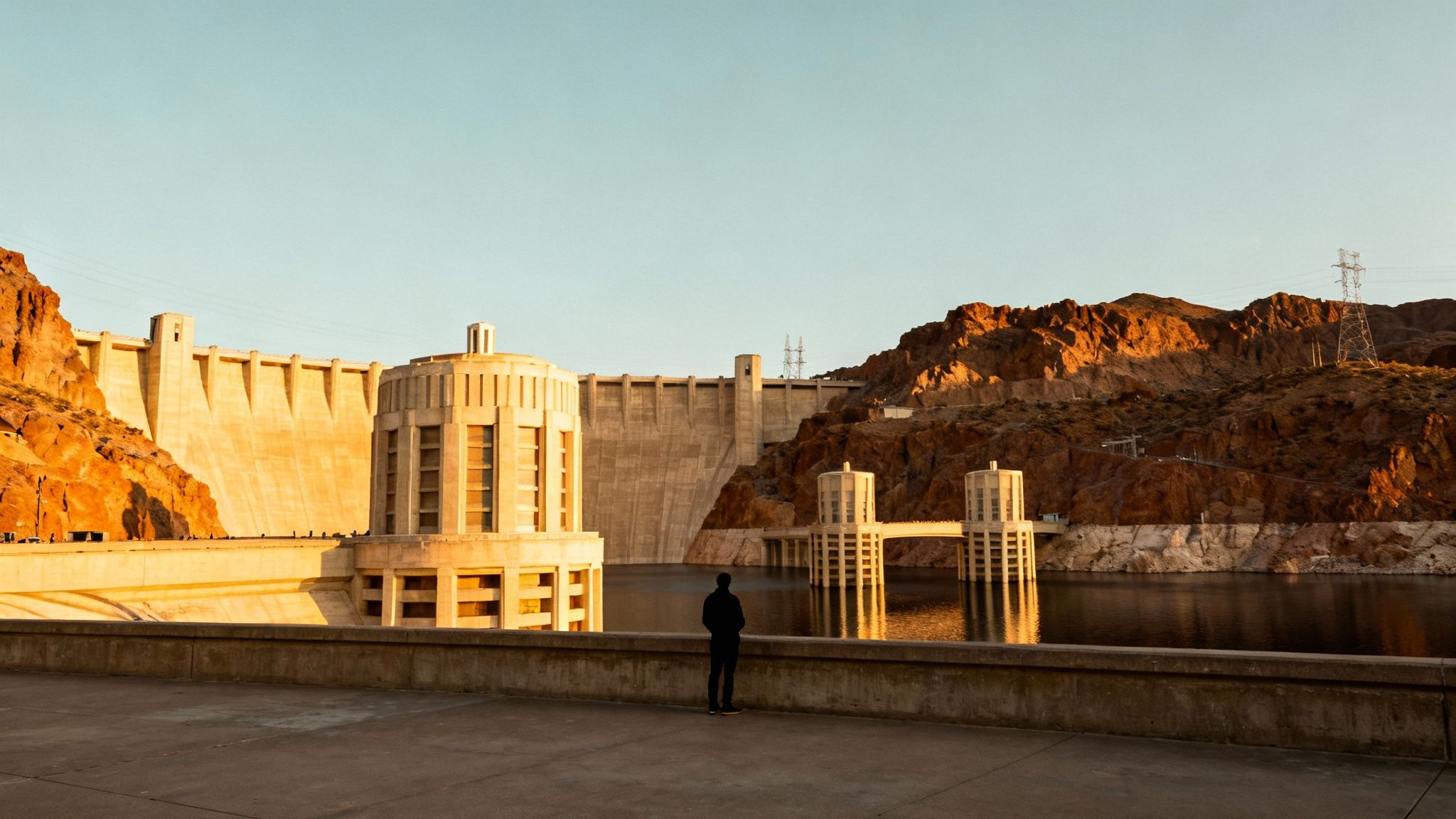 Is it worth doing a tour at the Hoover Dam? An Honest Guide - Comedy on ...